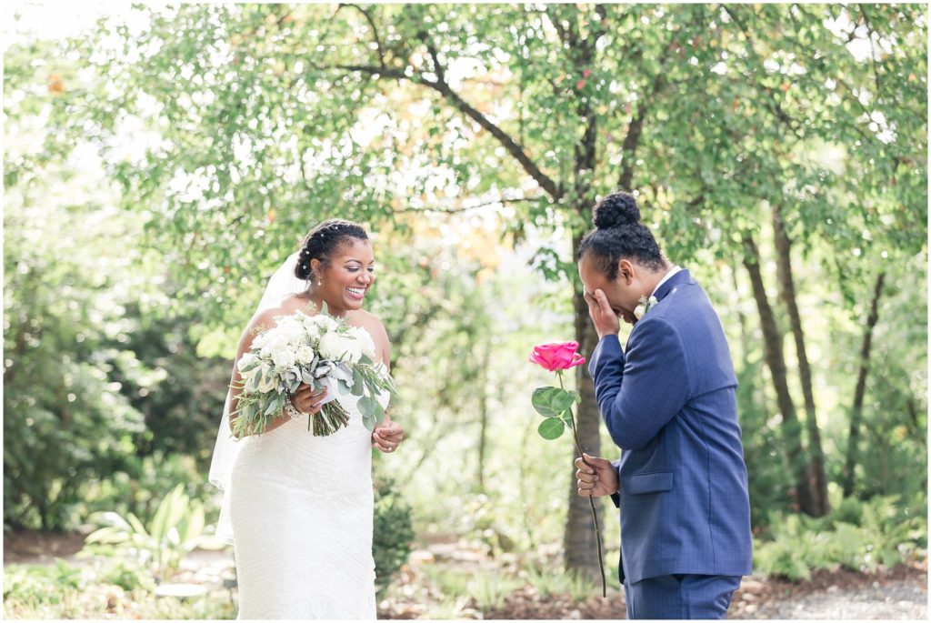 First Look Pictures & Wedding Photos | Why the First Look is Worth It!