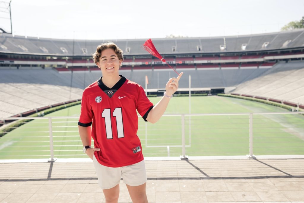 How To Find A UGA Graduation Senior Photographer in Athens